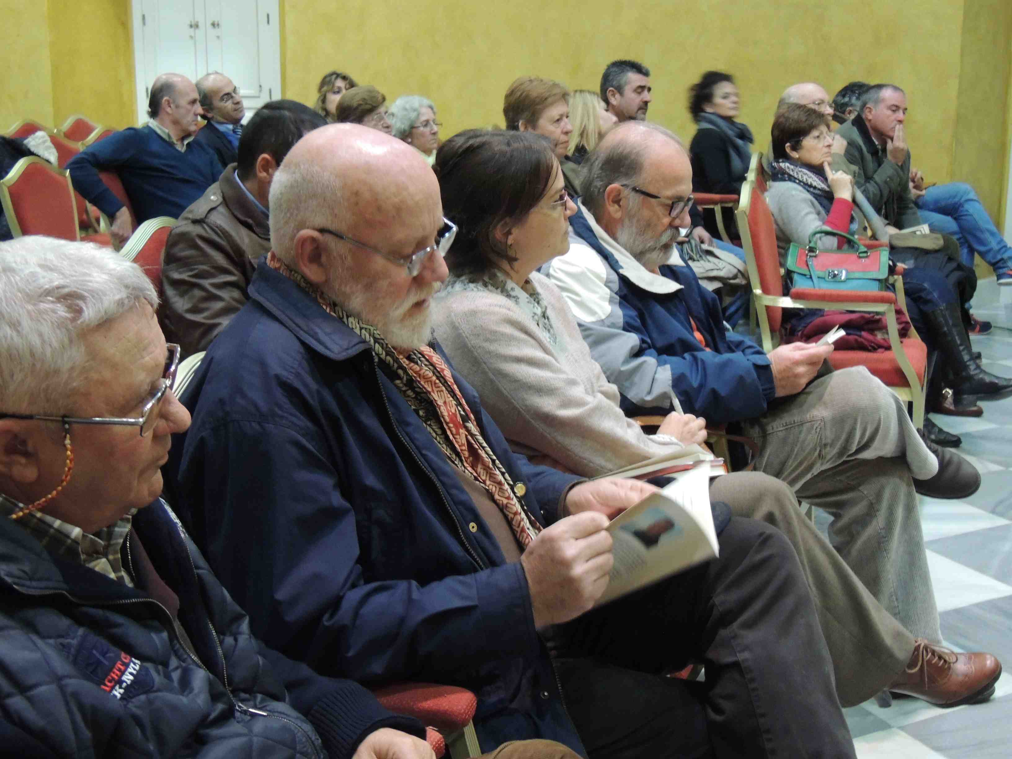 Presentación del “Diccionario Yanito” de Tito Vallejo, un libro de ...