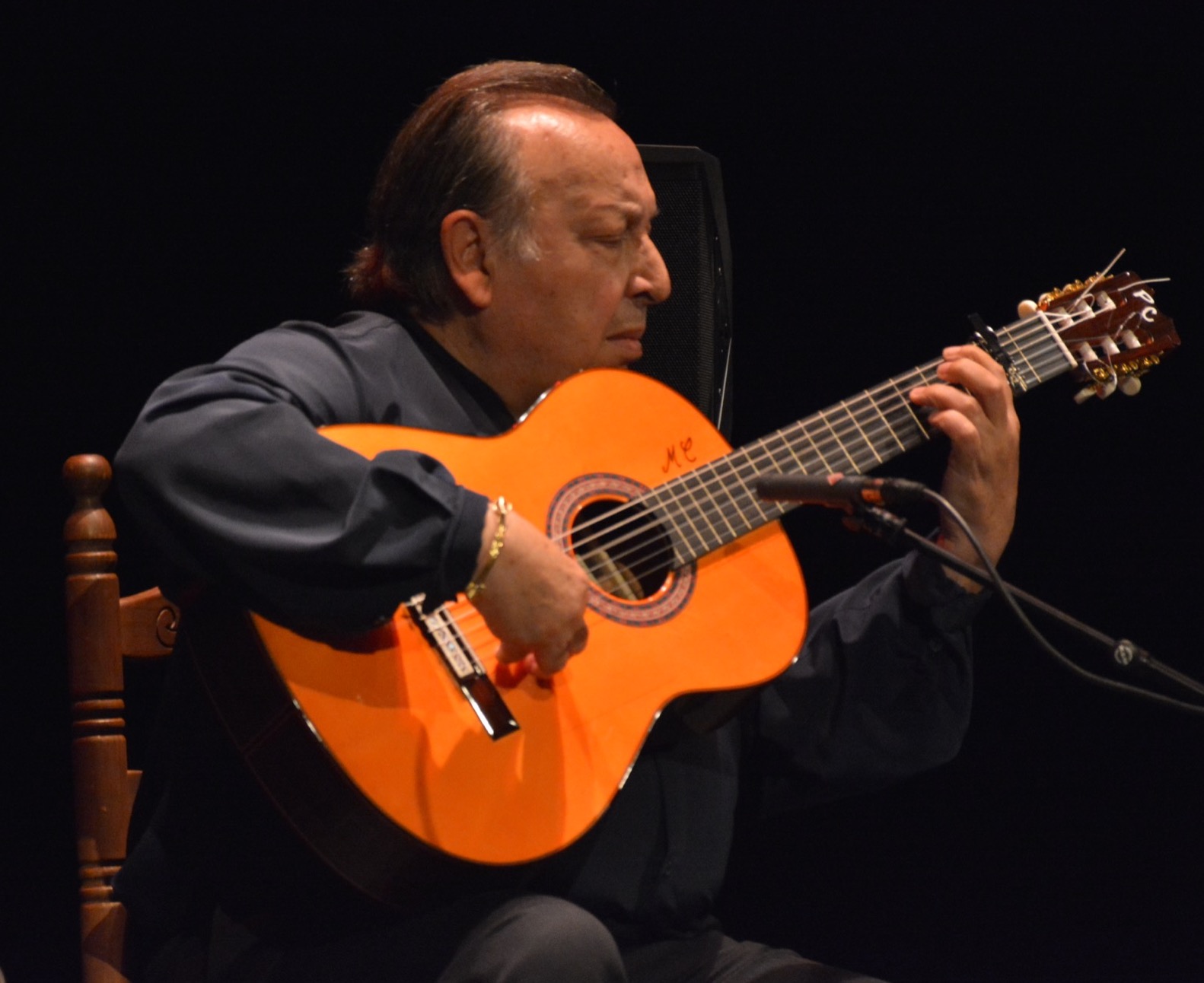El maestro Paco Cepero embrujó con su guitarra flamenca al público del ...