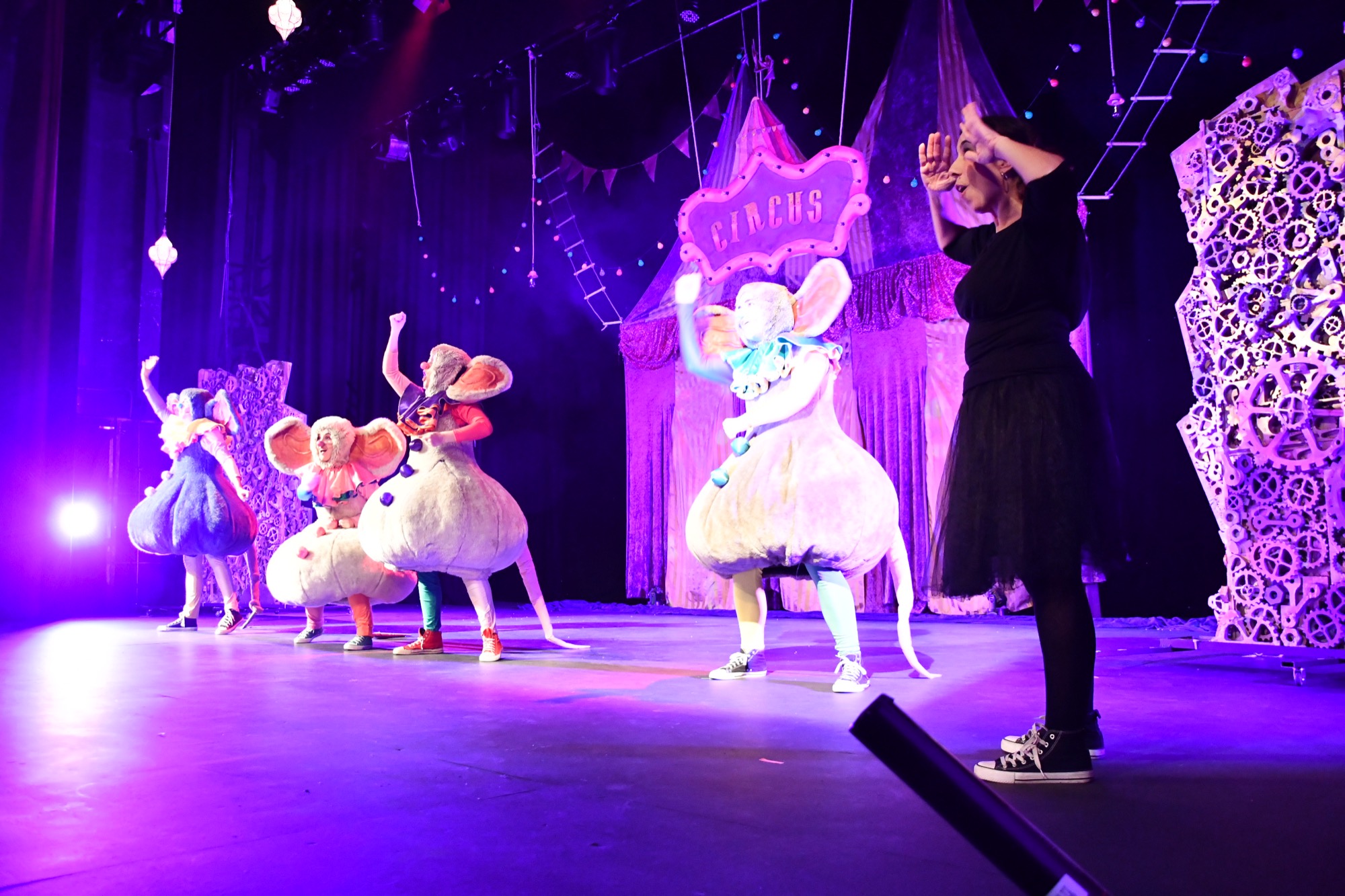 “Dumbo El Musical” enseña a niños de Primaria valores de una sociedad ...